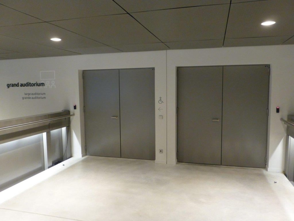 Portes de compartimentage, pour lutter contre les incendies